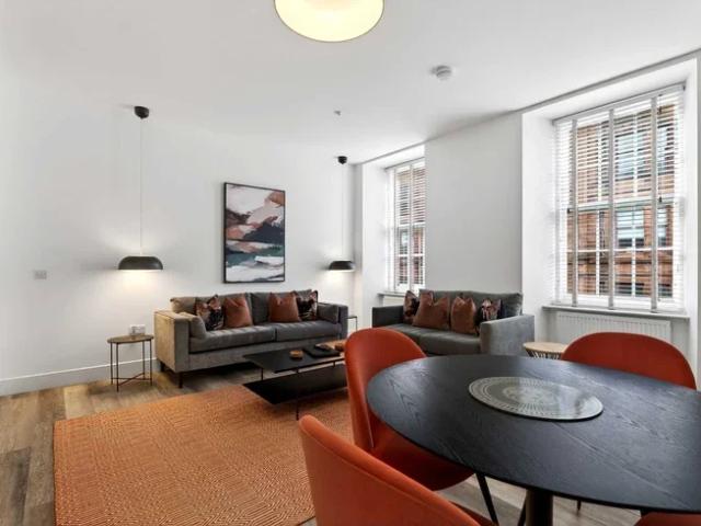 Apartment at Bath Street, Glasgow