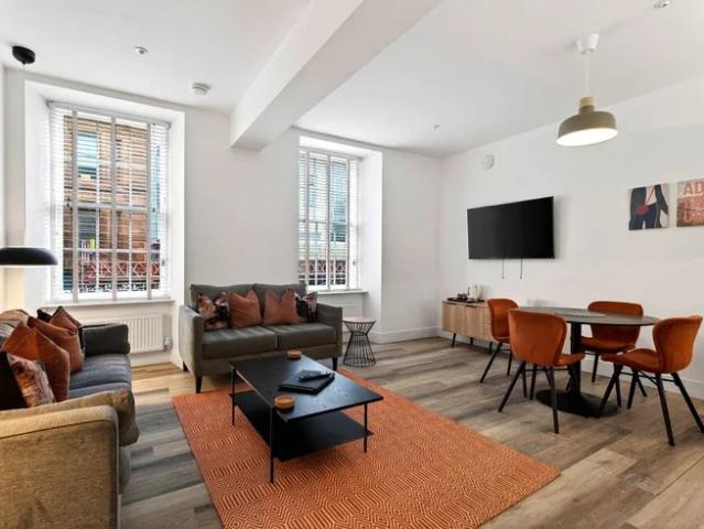 Apartment at Bath Street, Glasgow