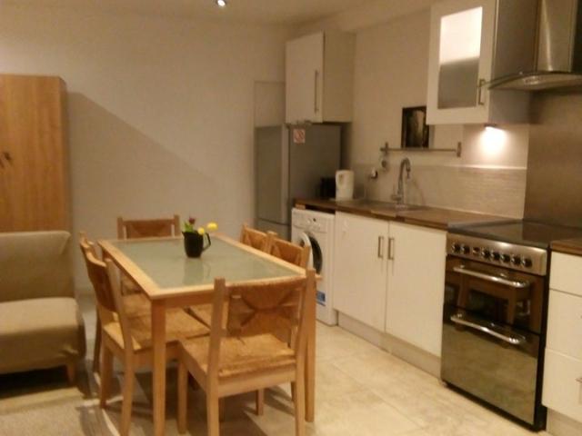 Apartment at Battersea Bridge Road, Greater London