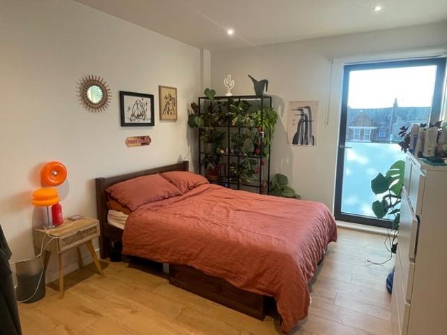 Apartment at Baytree Road, Greater London