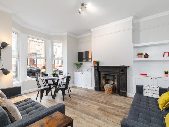 Apartment at Back Brudenell Mount, Leeds