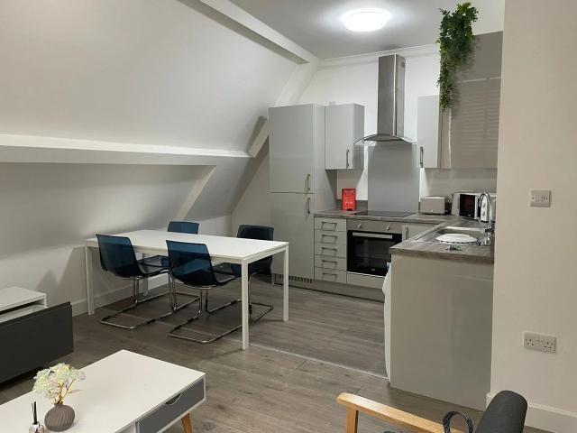 Apartment at Back Market Street, Leigh