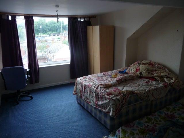 Apartment at Back Spring Grove Walk, Leeds