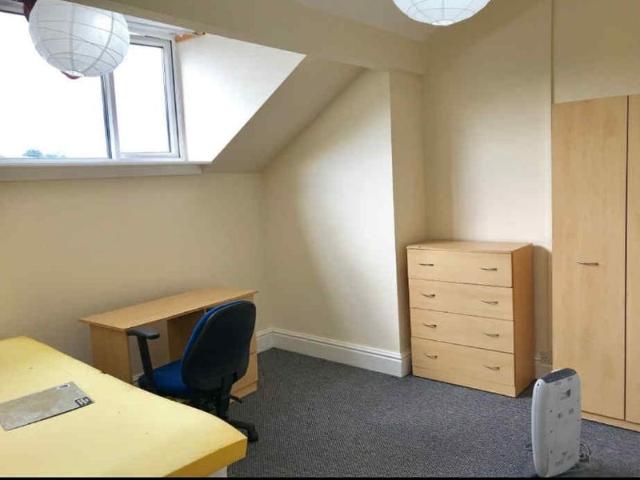 Apartment at Back Spring Grove Walk, Leeds