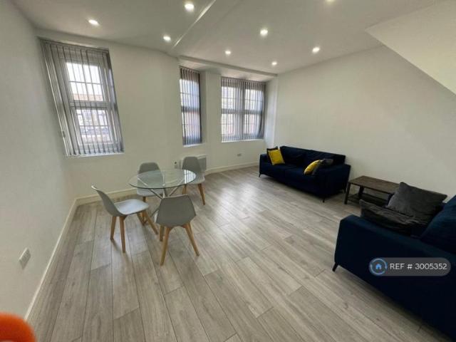 Apartment at Back St George's Road, Bolton