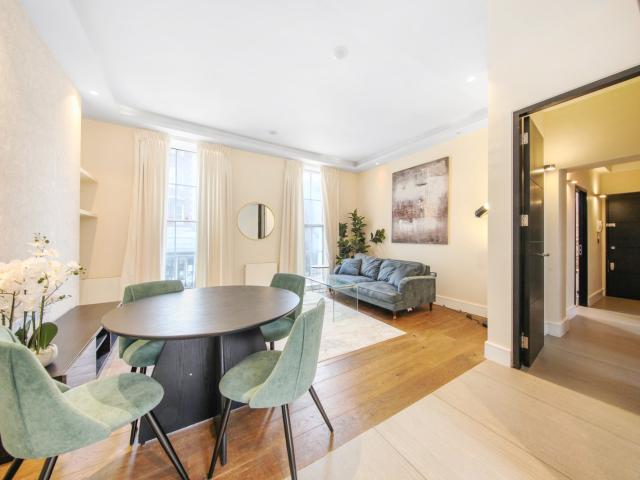 Apartment at Baker Street, City of Westminster