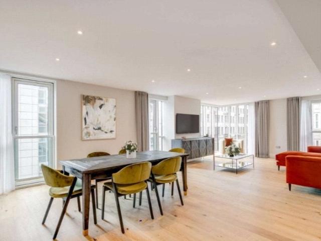 Apartment at Baker Street, City of Westminster