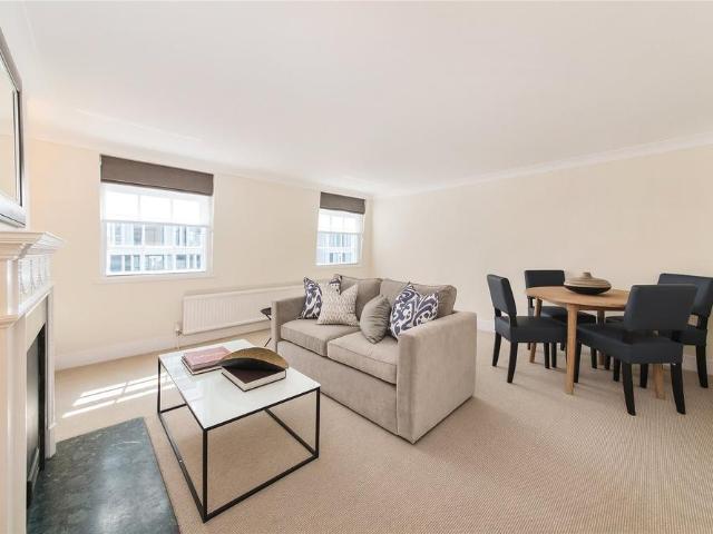 Apartment at Baker Street, City of Westminster