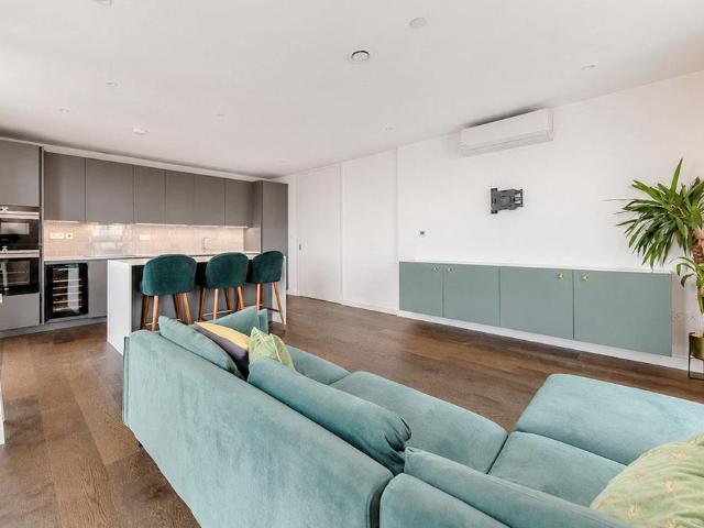 Apartment at Baker Street, City of Westminster