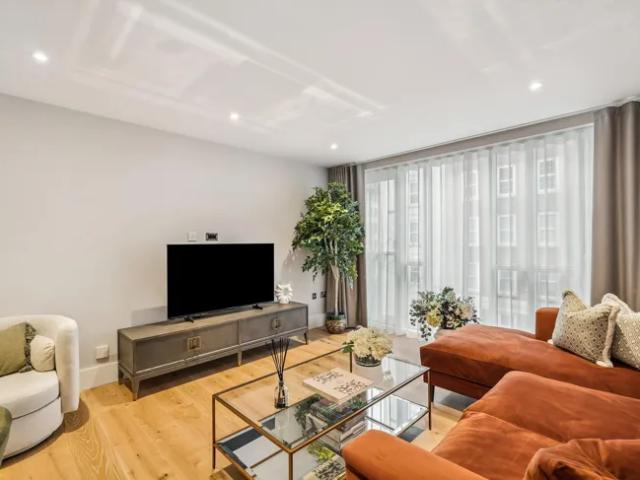 Apartment at Baker Street, City of Westminster
