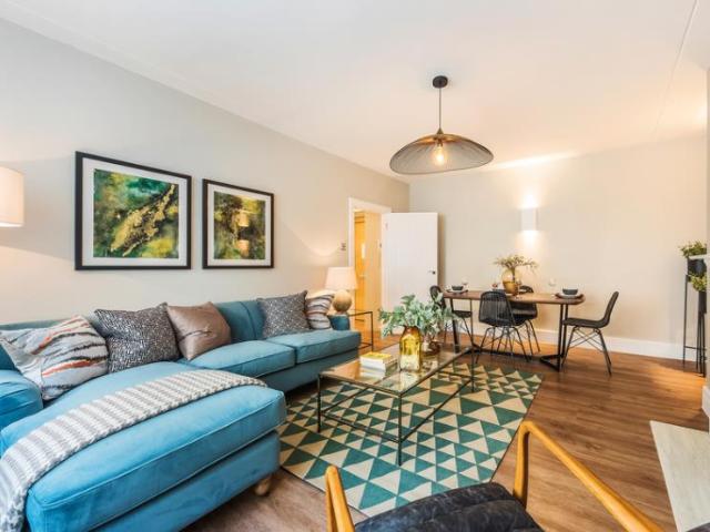Apartment at Baker Street, City of Westminster