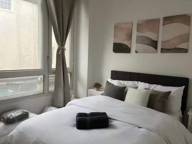 Apartment at Baldwin Street, Bristol