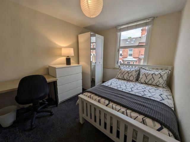 Apartment at Balfour Road, Nottingham