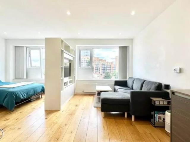 Apartment at Balfour Road, Greater London