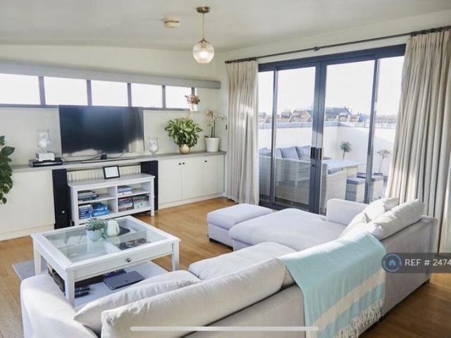 Apartment at Balham Hill, Greater London