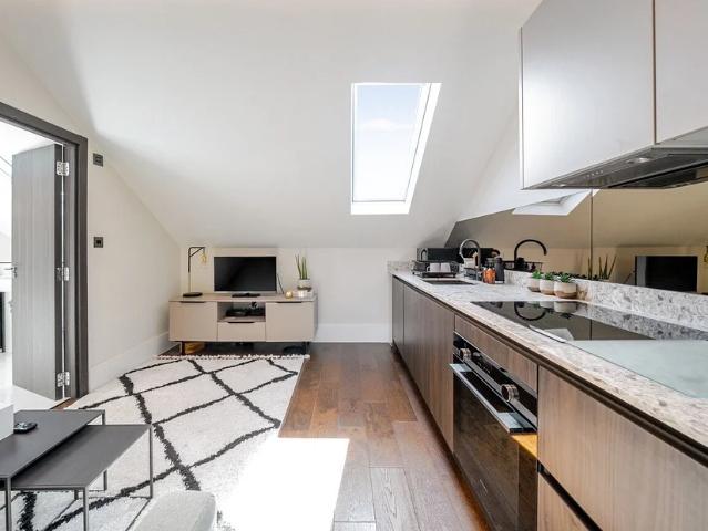 Apartment at Balham Park Road, Greater London