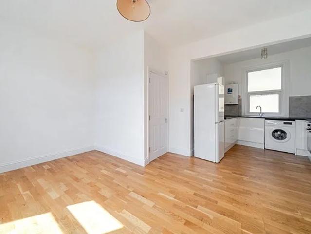 Apartment at Balham Station Road, Greater London
