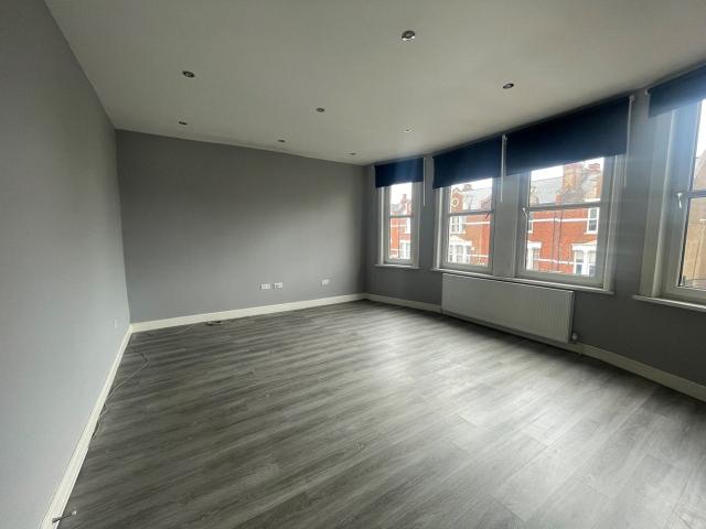 Apartment at Ballards Lane, Greater London