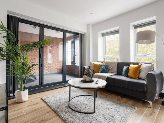 Apartment at Ballards Lane, Greater London