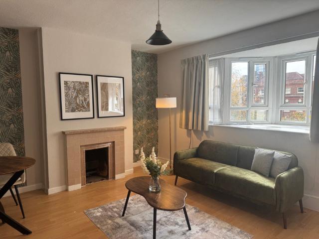 Apartment at Balls Pond Road, Greater London