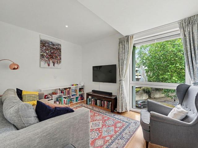Apartment at Balmore Street, Greater London