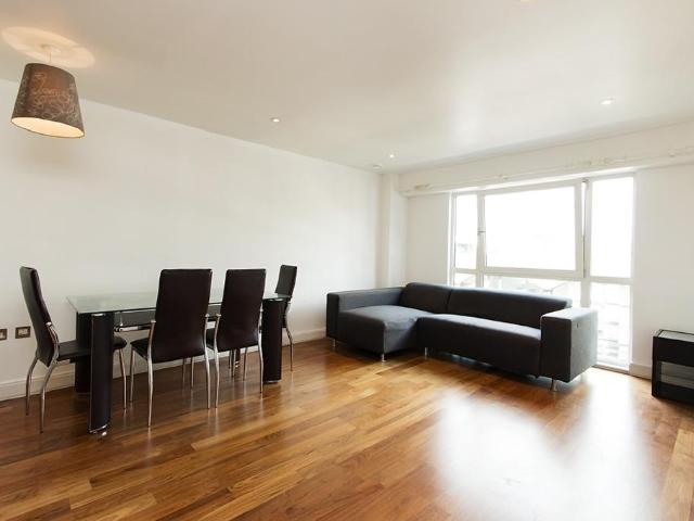 Apartment at Baltic Street West, Greater London