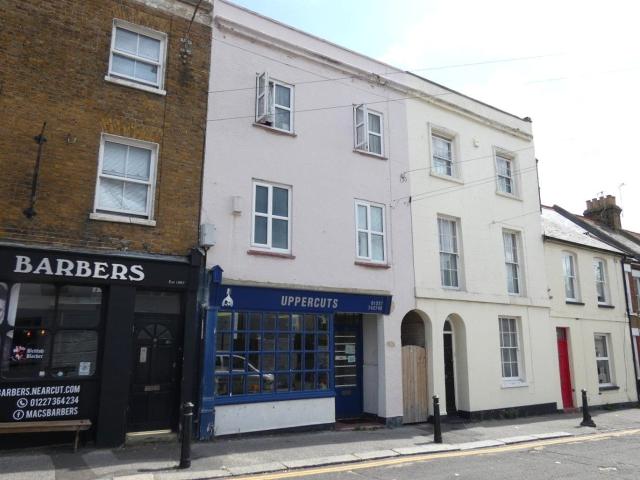 Apartment at Bank Street, Canterbury