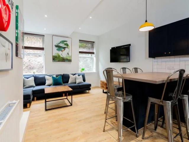 Room at Bankfield Road, Kirklees