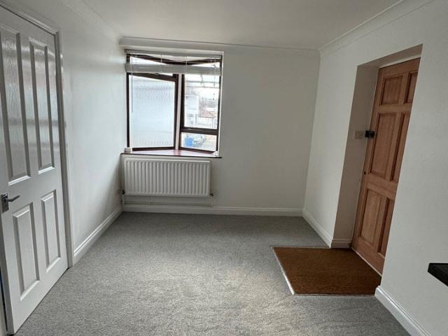 Apartment at Banstead Road, Greater London