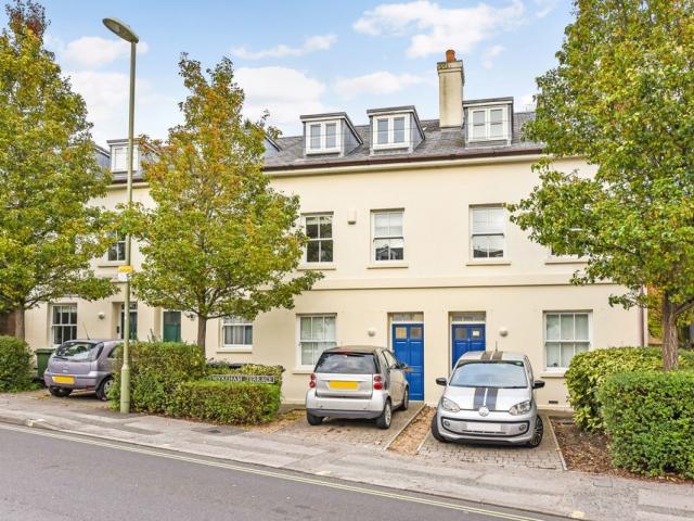 Apartment at Bar End Road, Winchester
