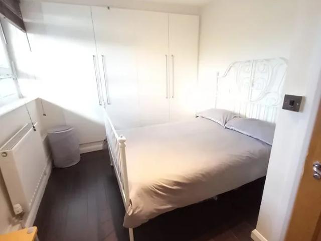 Apartment at Barclay Close, Greater London