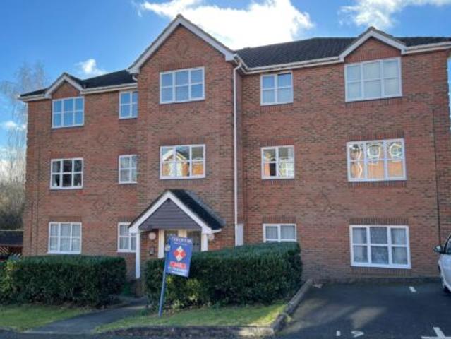 Apartment at Barbel Avenue, Basingstoke and Deane