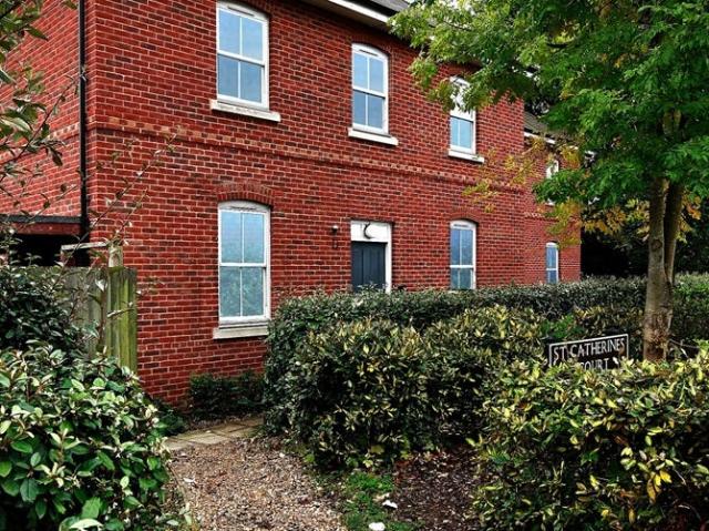 Apartment at Barfield Close, Winchester