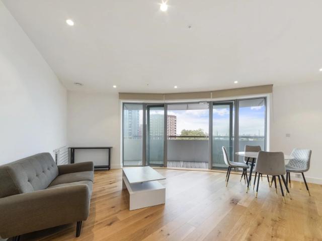 Apartment at Barking Road, Greater London