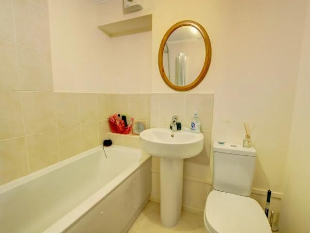 Apartment at Barkus Way, Stokenchurch