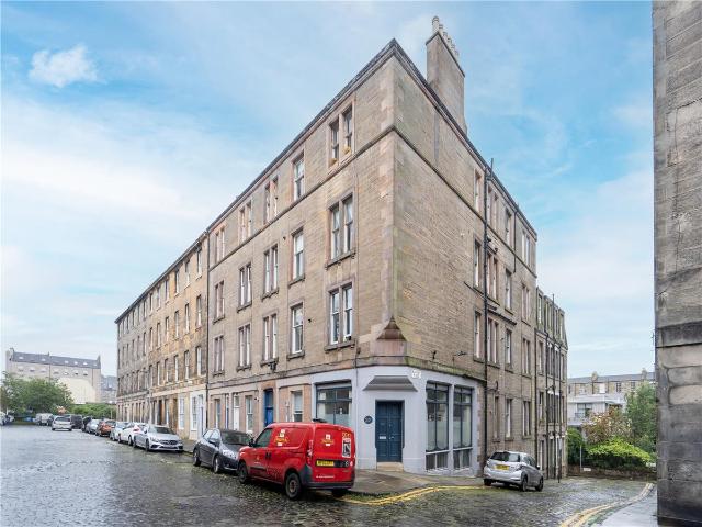 Apartment at Barony Place, City of Edinburgh