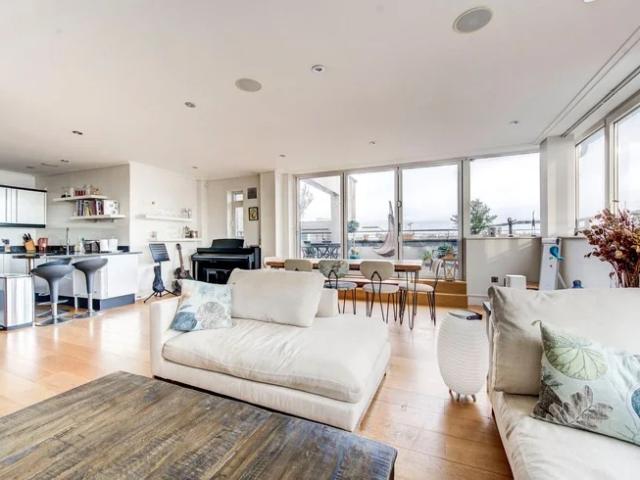 Apartment at Baron Street, Greater London