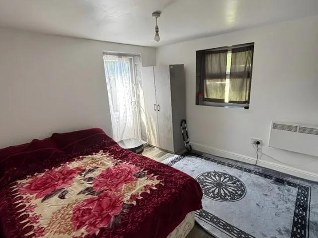 Apartment at Barley Lane, Greater London