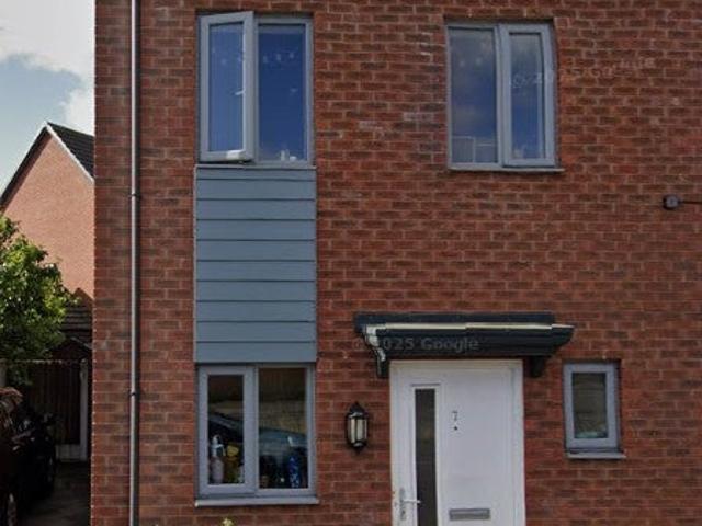 Apartment at Barn Croft, Sandwell