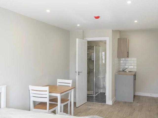 Apartment at Barnett Wood Lane, Mole Valley