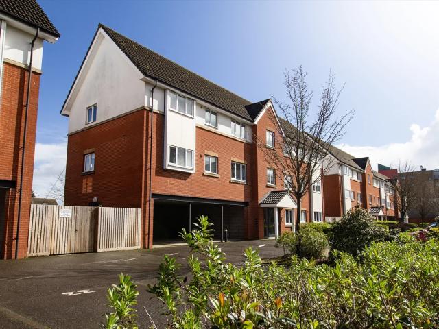 Apartment at Barnsdale Close, Charnwood