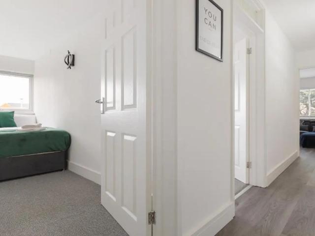 Apartment at Barnwood Close, Reading