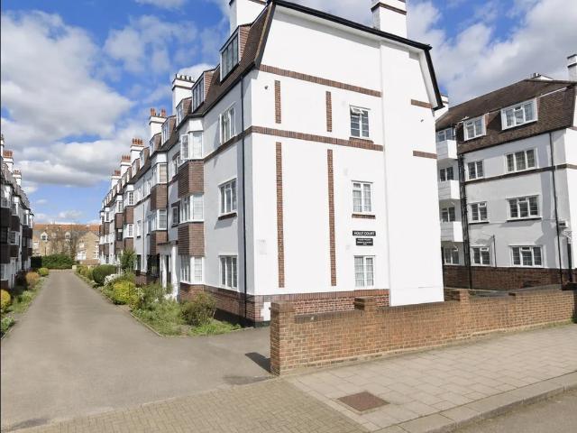 Apartment at Barrow Road, Greater London