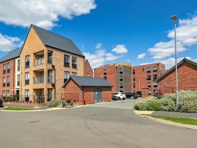 Apartment at Barrosa Way, Milton Keynes