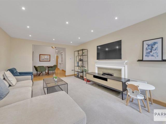 apartment at Barrie House, Lancaster Gate, London, W2 3QJ