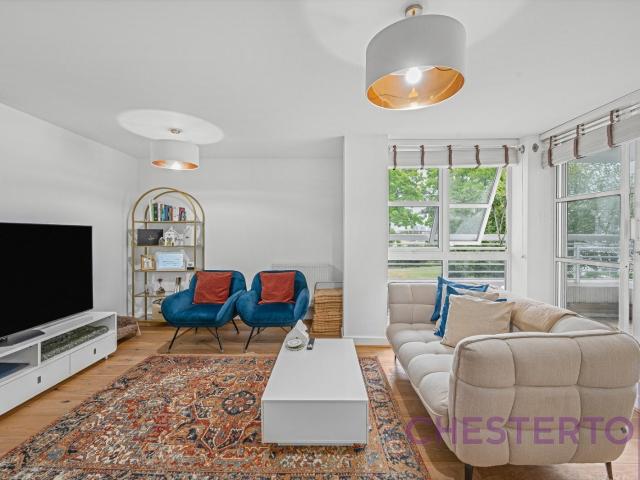 Apartment at Barrier Point Road, Greater London