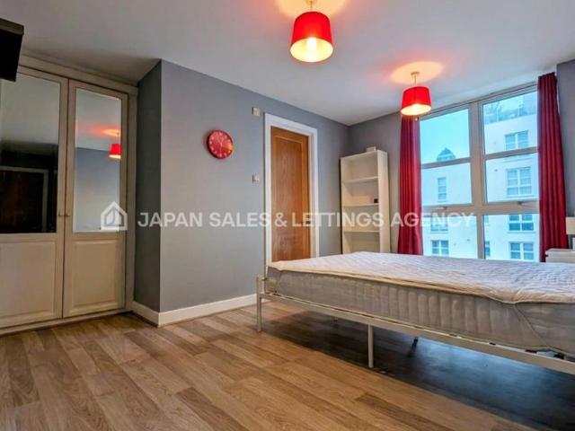 Apartment at Barrier Point Road, Greater London