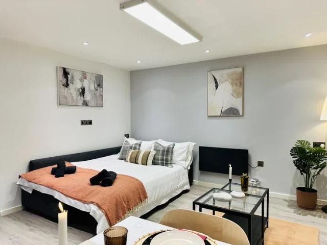 Apartment at Basing Hill, Greater London