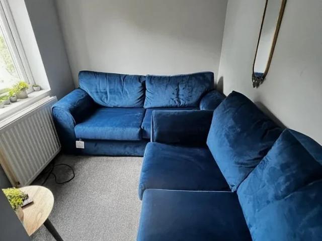 Apartment at Basingstoke Road, Spencers Wood