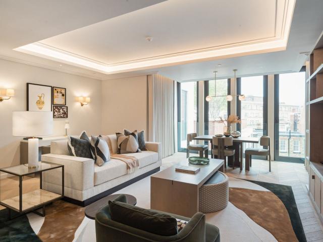 Apartment at Basil Street, Greater London